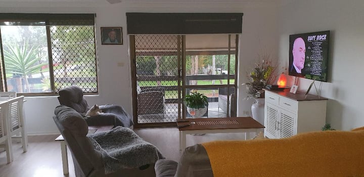 Port Macquarie Pet Friendly Townhouse/large Yard - Port Macquarie