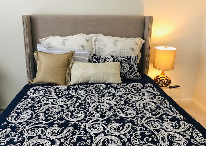 Beautiful Private Room And Bath For Your Oc Stay. - Newport Beach, CA