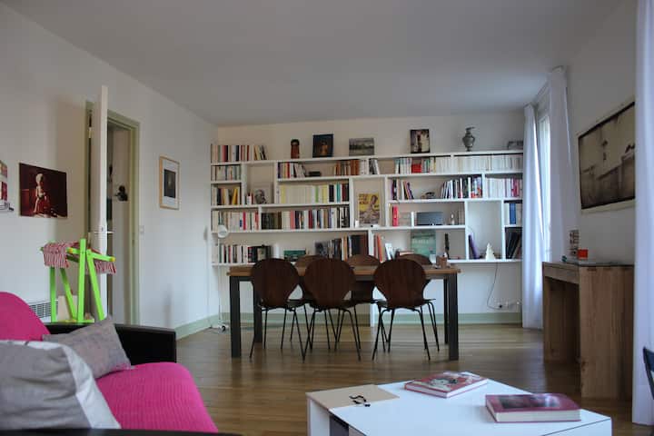 Superbe Appartement, Quartier Animé - Paris