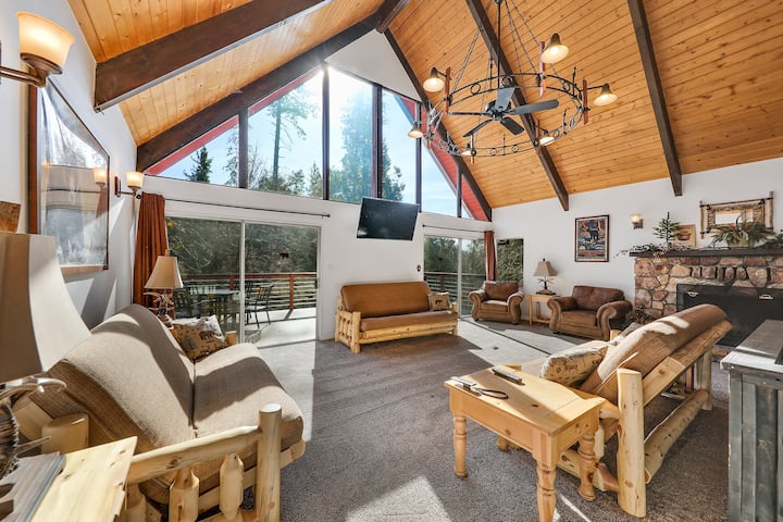 Three Bears Group Retreat Cabins - Idyllwild-Pine Cove, CA
