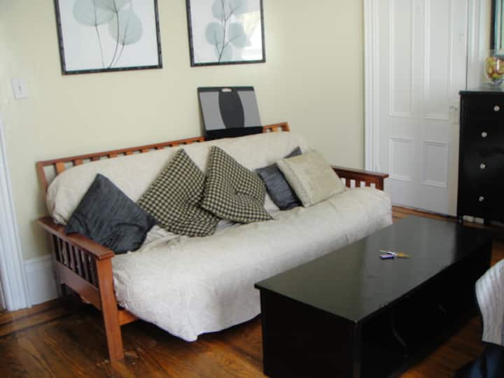 Grad Pad #9 At Coolidge Corner, - Belmont, MA