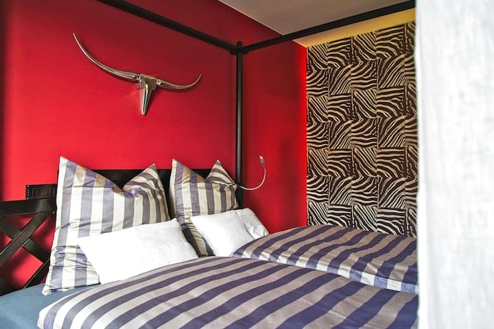 Alpacaview Lodge - Torhaus - - Schwalmtal