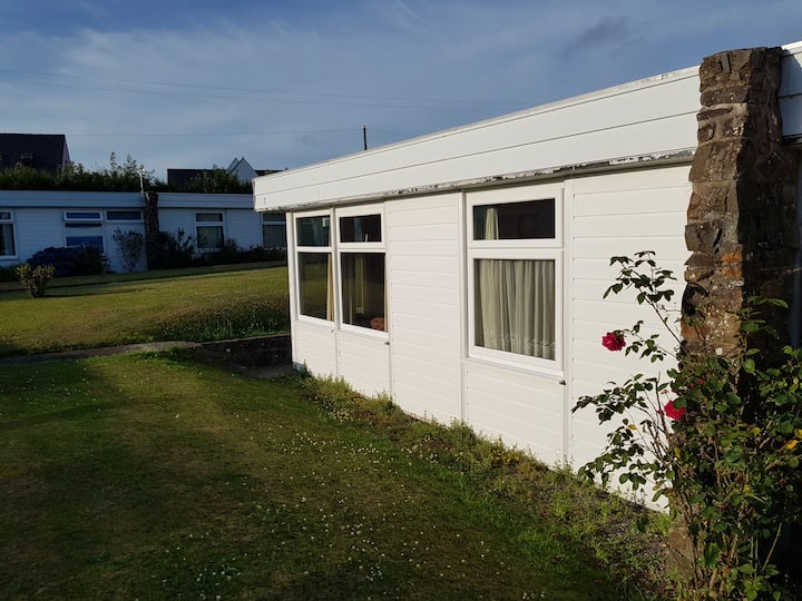 Pembrokeshire Chalet, Close To Newgale Beach - Solva