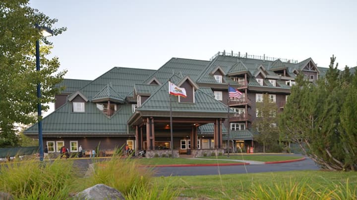 Hilton Vacation Club Lake Tahoe Resort 2a - South Lake Tahoe, CA