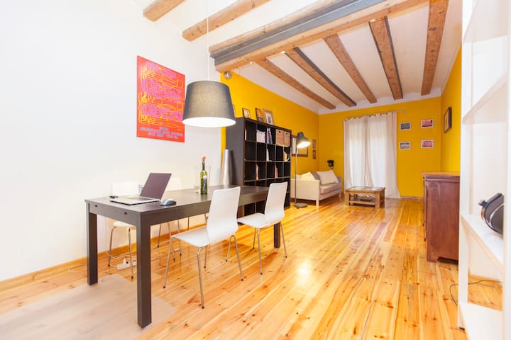 Elegant Apartment In Charming Old City