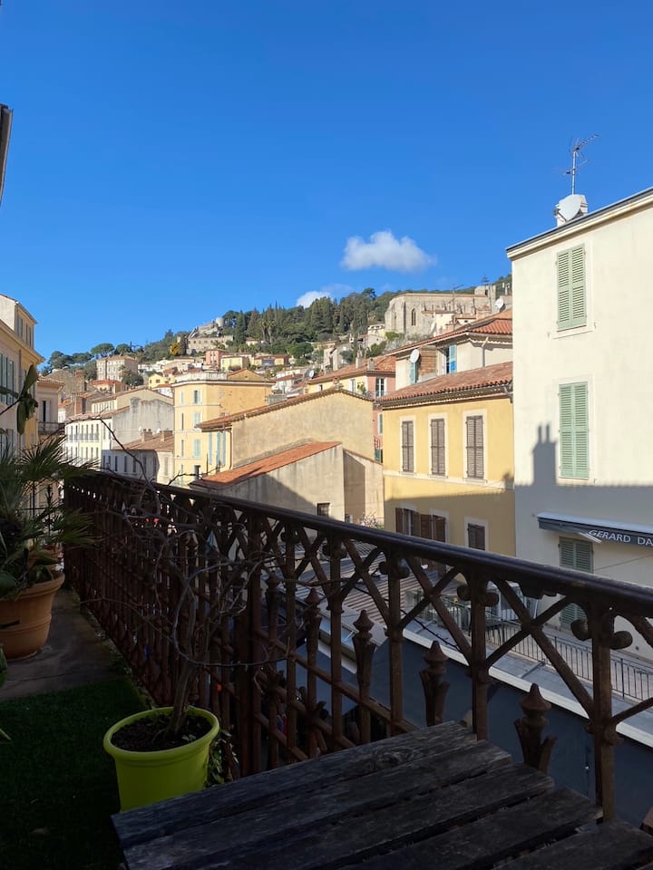 Beau Duplex Lumineux En Plein Centre Ville - Presqu'île de Giens