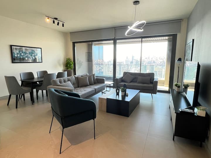 City Skyline Flat: Pool, Gym & Kids Playground - Beirut
