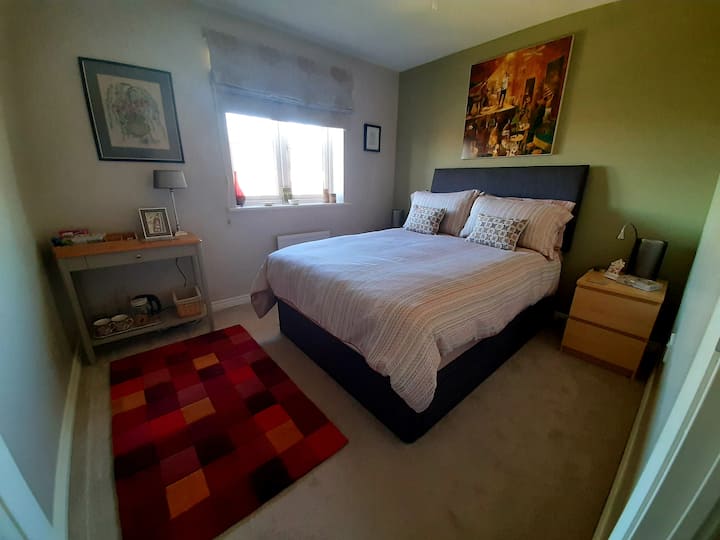 A Cozy Room In A Stylish Home - Thirsk