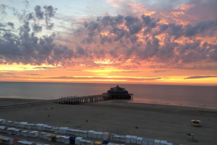 Amazing Seaview Apartment - 14 Km From Brughes - Blankenberge