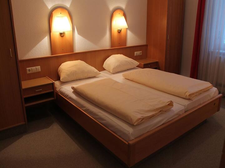 Action-forest Active Hotel - Garni, (Titisee-neustadt), Doppelzimmer Mit Dusche/wc - Titisee-Neustadt