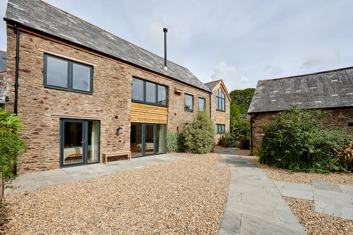The Mill House (5 Bedroom) - Croyde