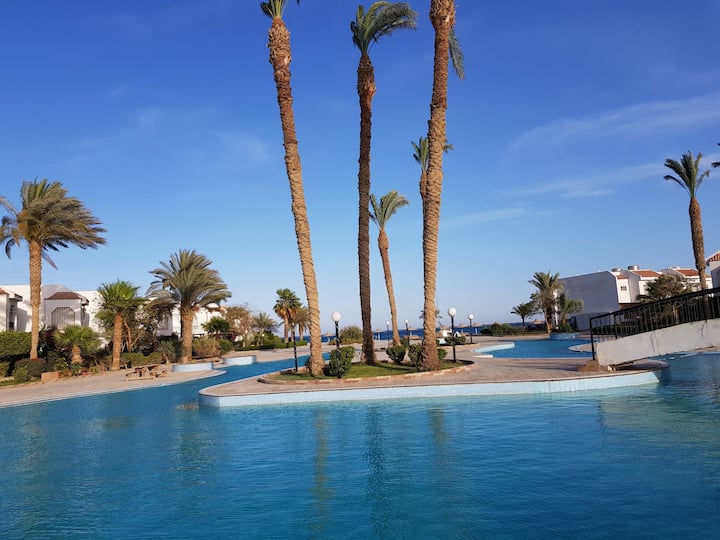 Stunning Sea View Villa - Hurghada