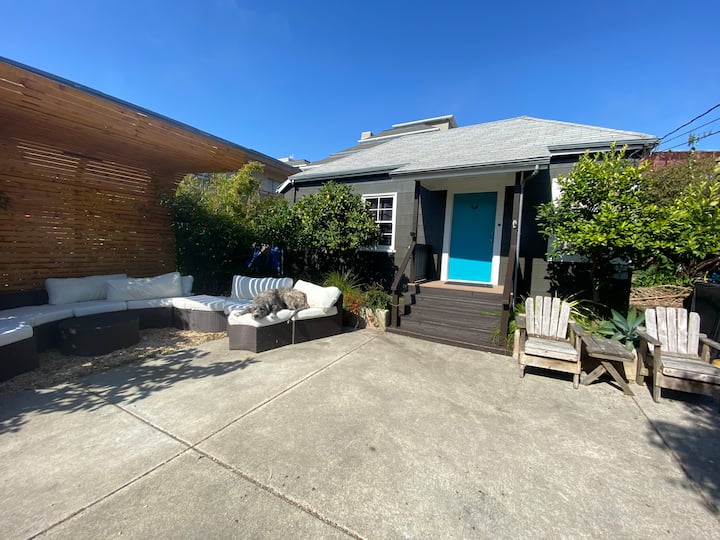 Chill Urban Oasis At The Calmpound! - Berkeley, CA