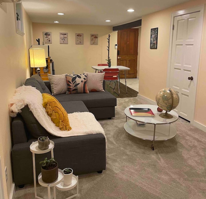 Sweet Beech St Retreat - Portland, OR