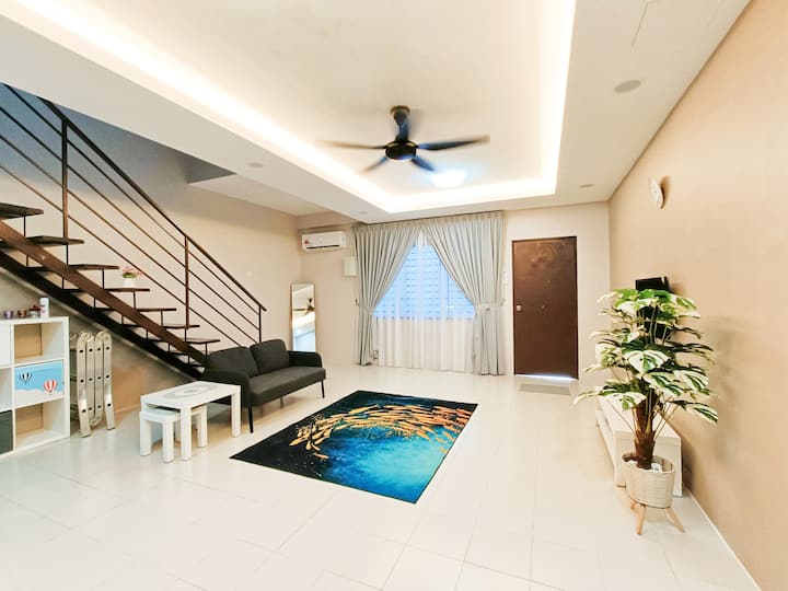 Zen Clan Homestay Scientex | Wifi, Netflix, Ac - Pasir Gudang