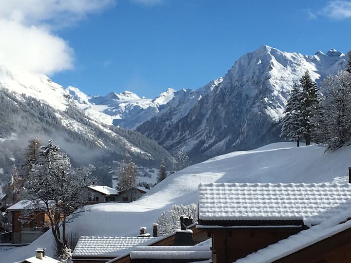 Luxus Dachgeschosswohnung In Klosters - Klosters-Serneus