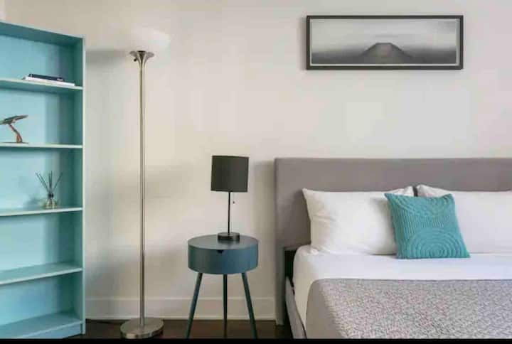 Beautiful Private Room Hollywood - West Hollywood