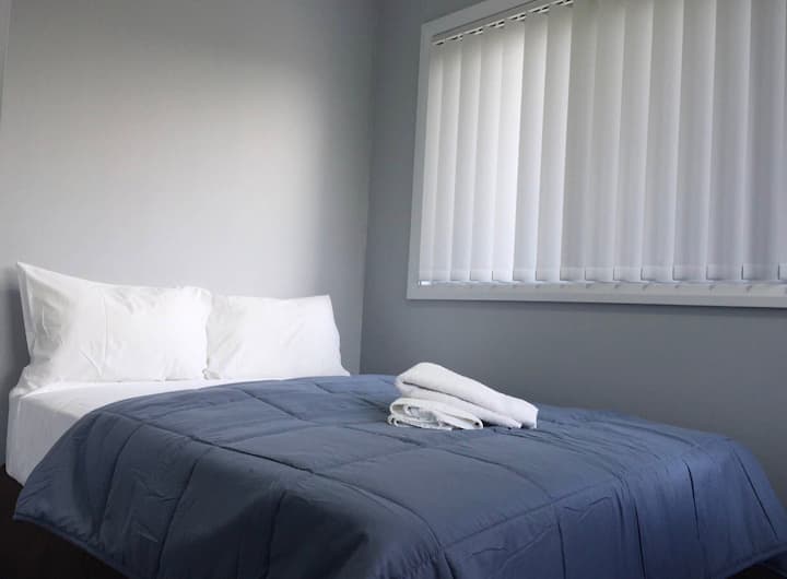 Room 5 . Peaceful Tranquillity Accommodation - Fairfield
