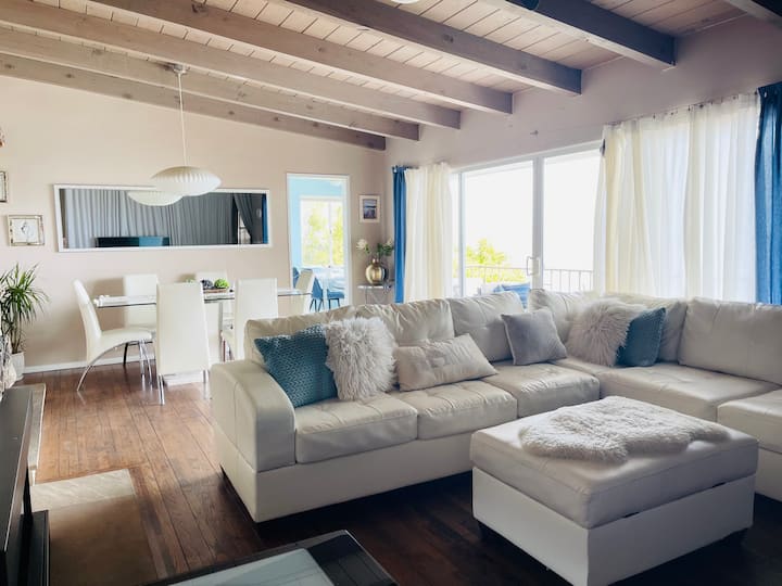 Beachfront Paradise With Unforgettable View - Malibu