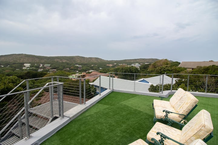 Landfall: Inverter, Wi-fi, Roof Top Deck - Kenton-on-Sea