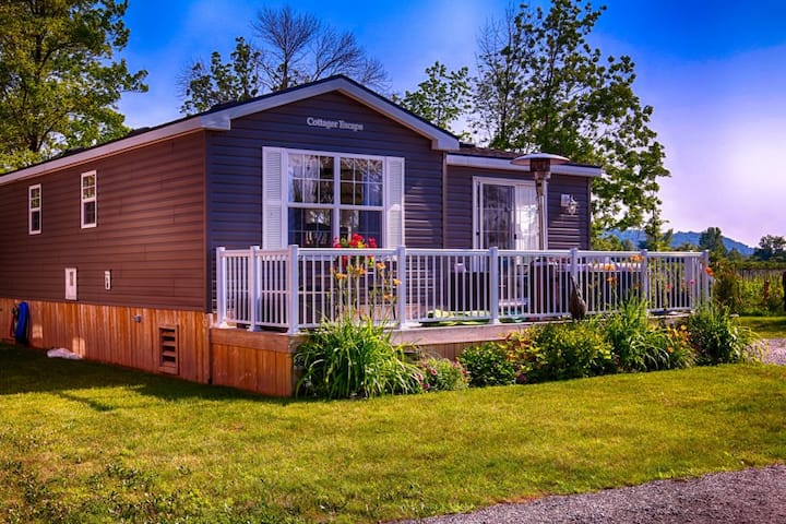 A Cottage Escape In A Resort W/2 Pools Near Notl - Niagara-on-the-Lake