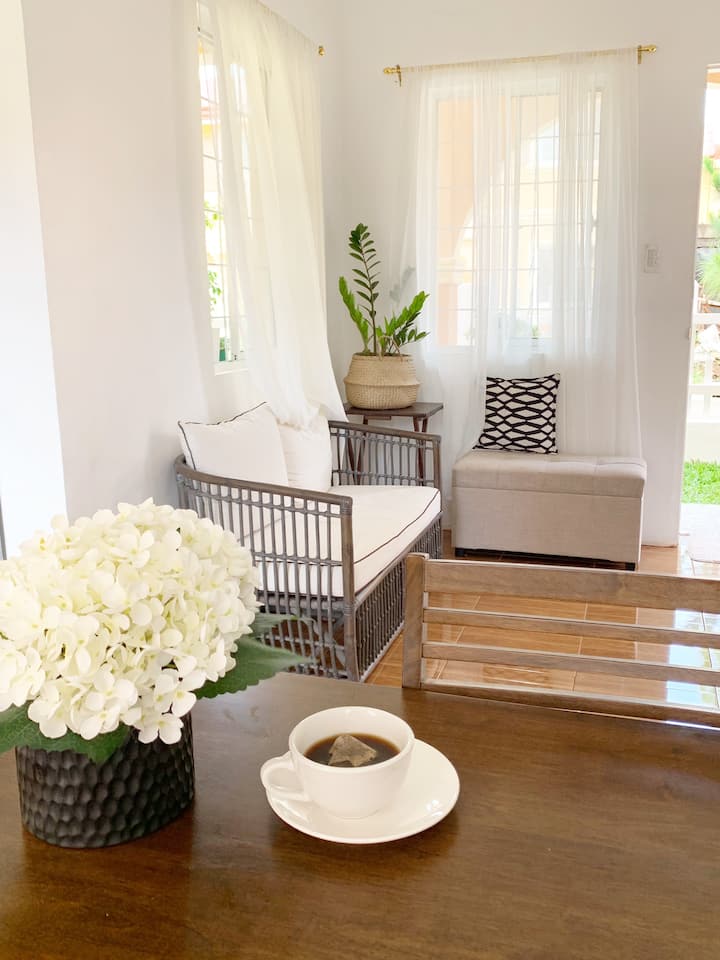 Clean & Cozy 3-bedroom House | Bebang’s Bnb - Bacolod