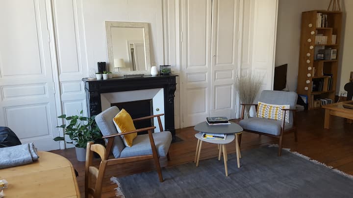Grand Appartement De Charme Plein Coeur De Limoges - Limoges