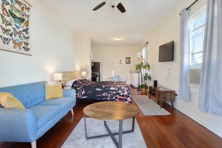 Fab Studio | Walk To Food And Music | Pet Friendly - Chalmette, LA