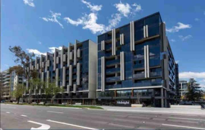 2br In Midnight Apartment Braddon - Free Car Space - Canberra