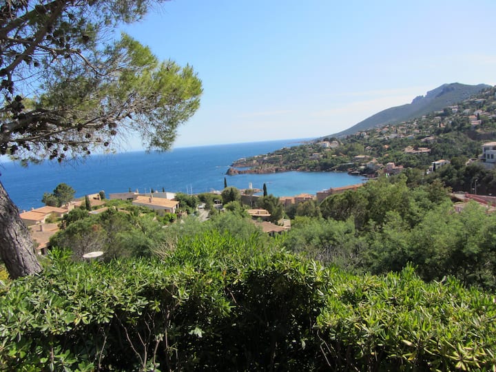 Jolie Maisonette Vue Panoramique Mer Et Esterel - Théoule-sur-Mer