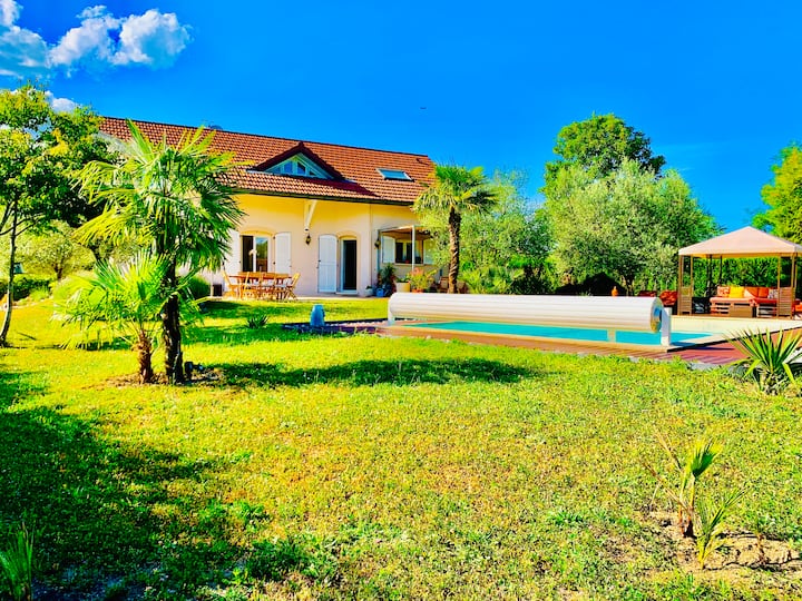 Villa In Chens Sur Leman  Swimming Pool &Jacuzzi - Divonne-les-Bains