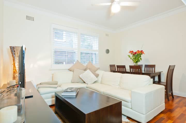Modern Stylish Bondi Apartment - Bondi Beach