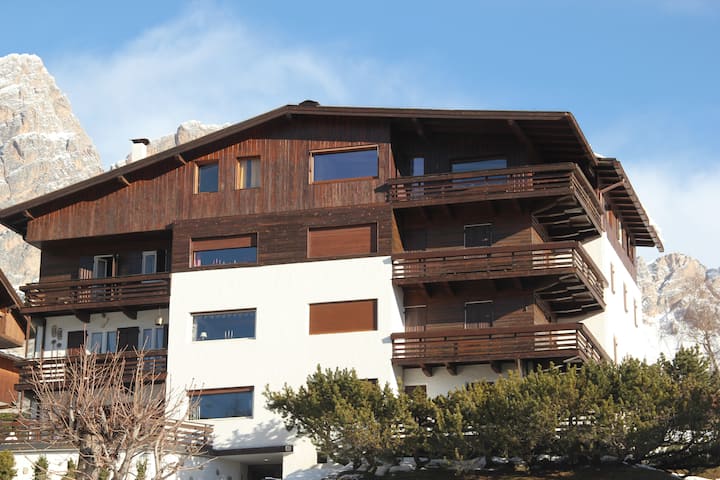 Grande Attico Con Vista Tofane - Cortina d'Ampezzo