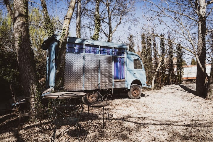 Le Truck-lodge Le Goelette Avec Spa - Saint-Rémy-de-Provence