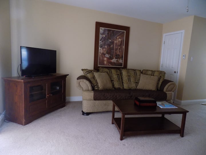 Furnished 2-bedroom - Biloxi, MS
