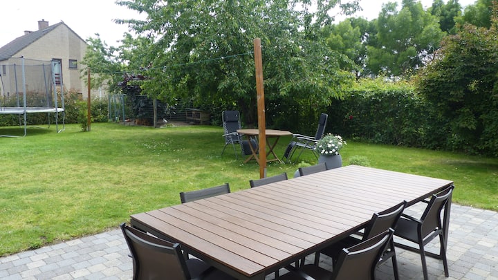 Tent Vlakbij Tomorrowland - Boom