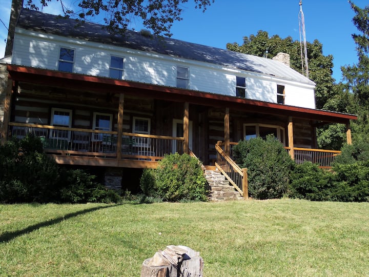 Chestnut House At Fox Haven Farm - Frederick, MD