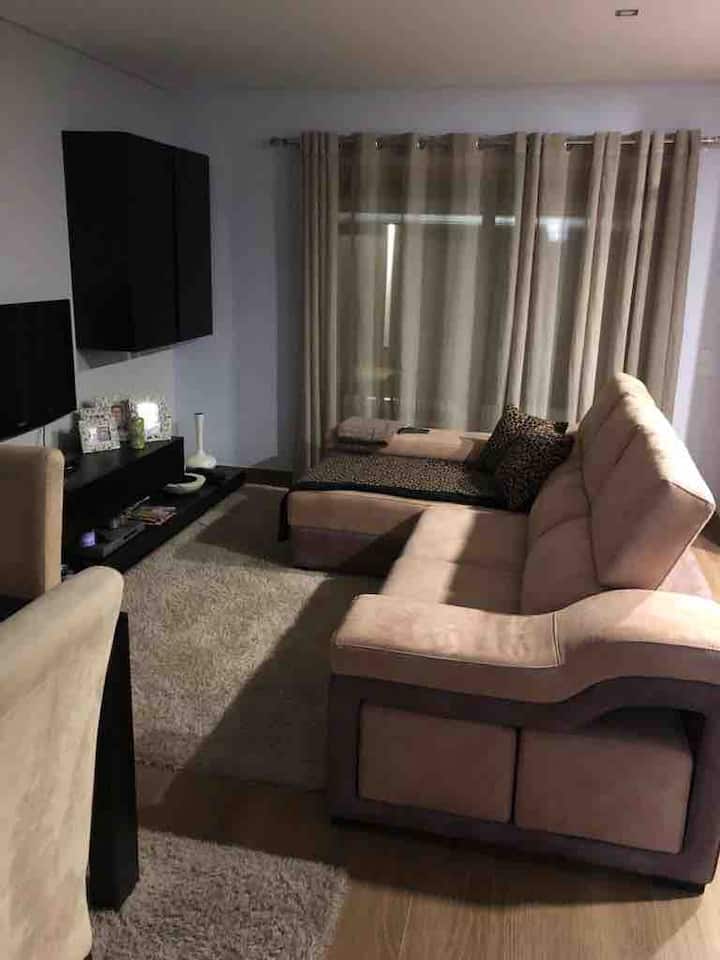 Apartamento T2+1 Com Vista Mar Em Vila Do Conde - Azurara