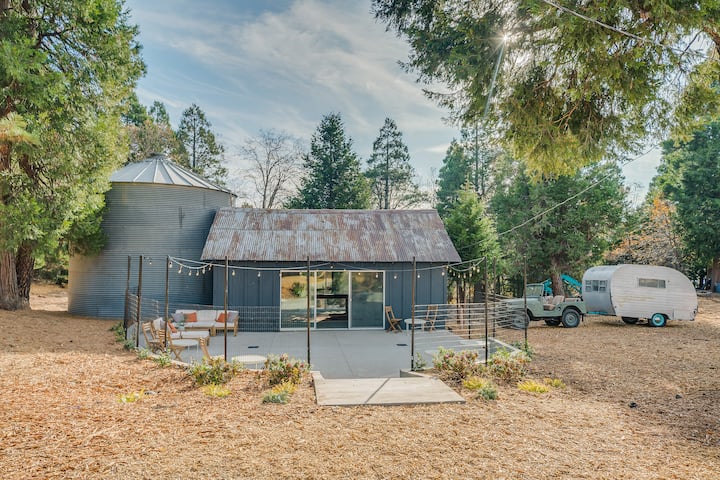 Unique Mtn Retreat - 12 Pvt Cabins - 21 Bdrms - Lake Arrowhead, CA