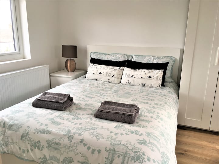 Loft Converted Studio In Edmonton - Chingford