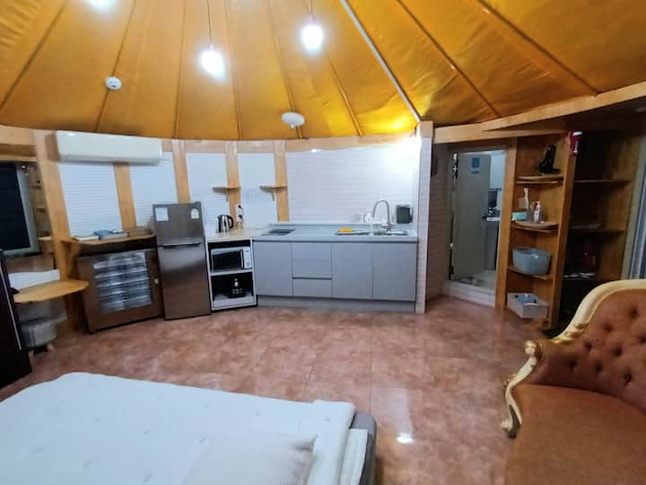 # 103호 몽골텐트 한적한  자연속  여수 솔고지 해변펜션 - Yeosu-si