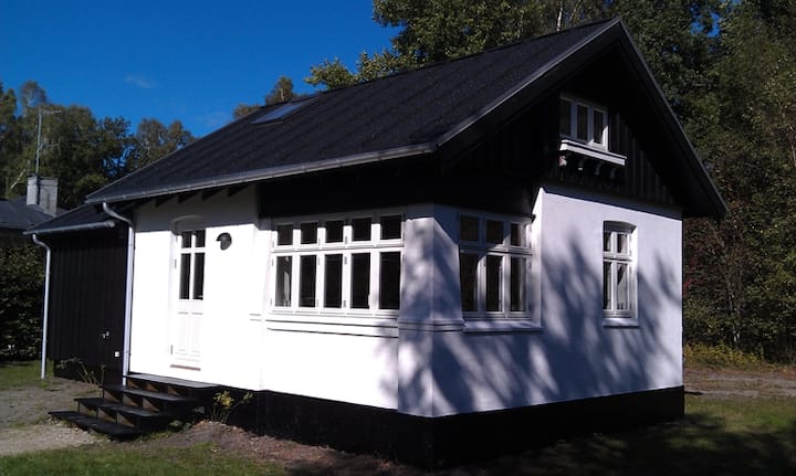 Between The Hills And The Sea - Ebeltoft