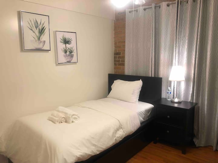 W/ Ac-shared Bath Near Lax & Beach #4 - Redondo Beach, CA