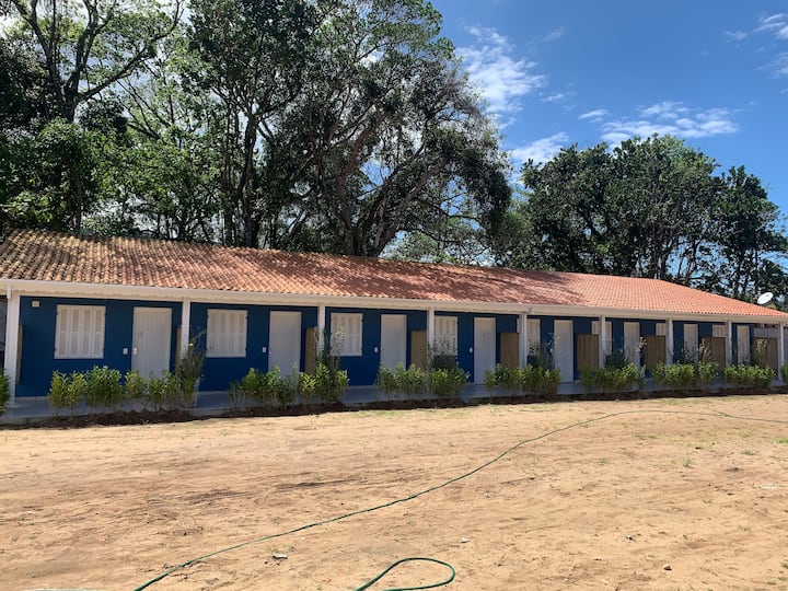 Suíte De Hóspedes Com Estacionamento Incluso - São Sebastião