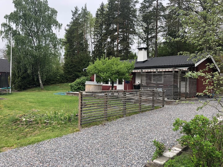 Stuga För 8 Pers. I Närheten Av Sjön Orrhammaren - Flen