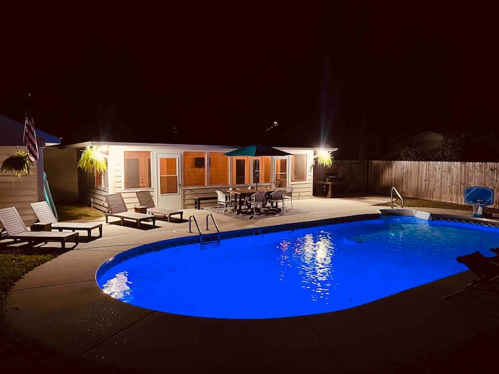 4br/2.5ba W/pool In Golfcart District! Near Beach! - Ocean Springs, MS