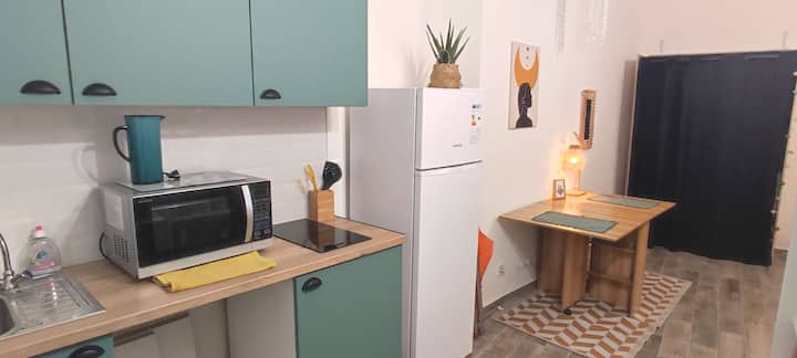 Studio Cosy Au Coeur De Nîmes - Nîmes