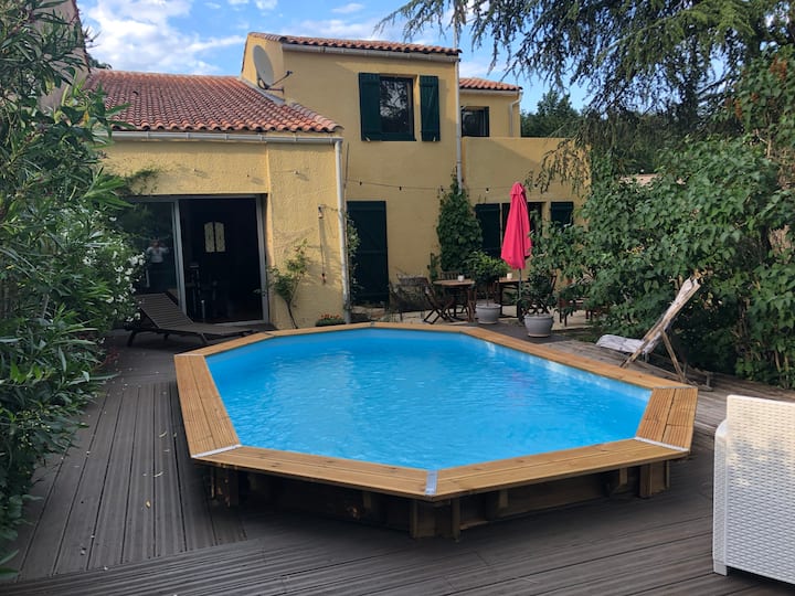 Pavillon Dans Un éCrin De Verdure Avec Piscine - Lodève