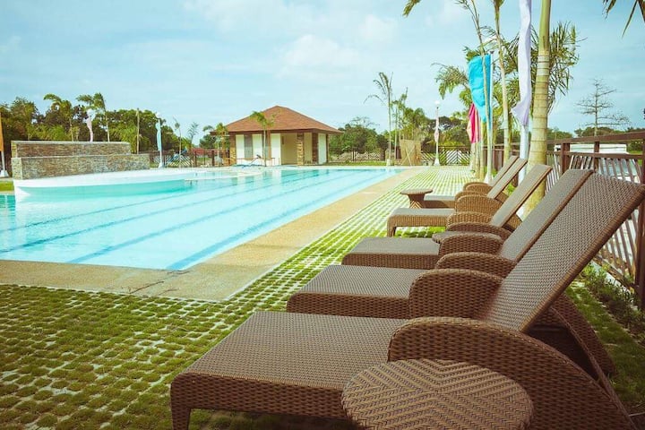 Quiet Condo Near East Side City - Bacolod