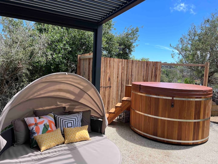 Sorrento Hot Tub Family Getaway - Sorrento